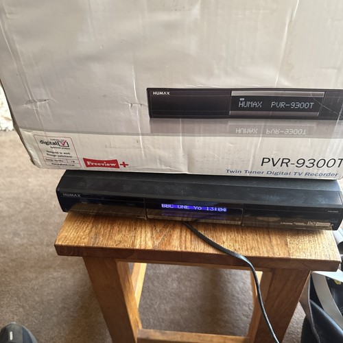 Humax Freeview+ PVR Recorder Black 320GB PVR-9300T With Remote & Cables ...