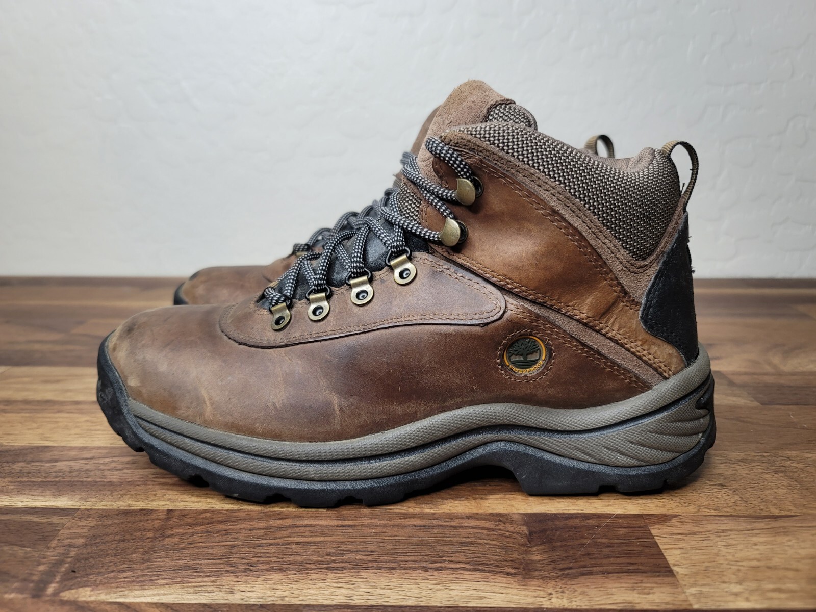 Timberland Women's Leather Waterproof Hiking Ankle Boots Size 9.5 Brown ...