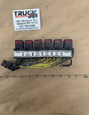 2025 INTERNATIONAL NAVISTAR WIPER HORN RELAY BLOCK USED P/N 2026910C1 ...