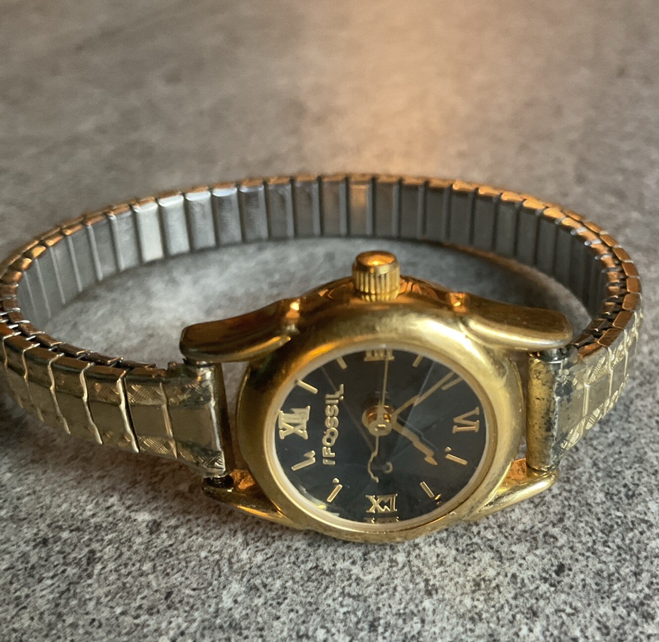 Vintage Fossil PC-9537 Quartz Womens Watch Jewel Cut Crystal Black Dial ...