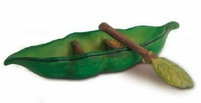 Peapod Canoe, Miniature Green Canoe with Leaf Oars, Fairy Garden ...