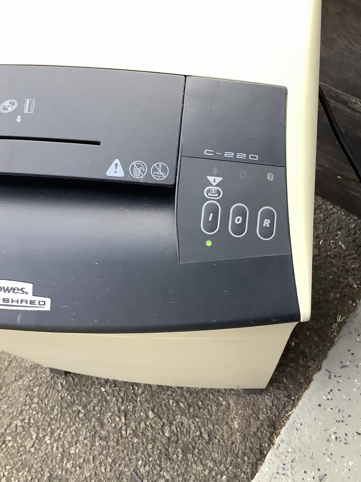 Fellowes C-220 PowerShred Strip-Cut Small Office Shredder. | eBay