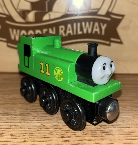 OLIVER ! THOMAS FRIENDS WOODEN RAILWAY TRAIN 2001 #11 GWR | eBay