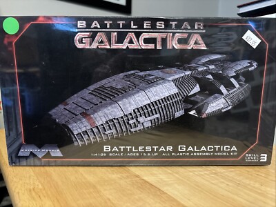 SEALED NEW Battlestar Galactica Model Kit Moebius Sealed 1:4105 Scale ...