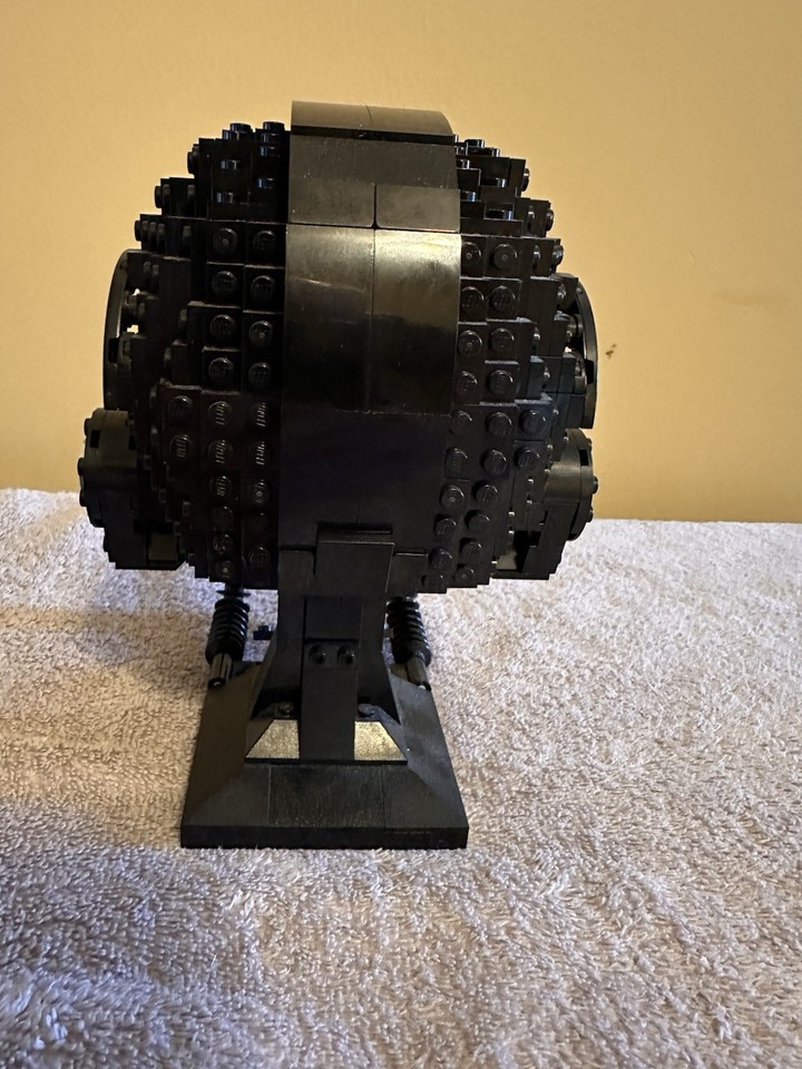LEGO Star Wars: Tie Fighter Pilot Helmet (75274) - 100% Complete ...