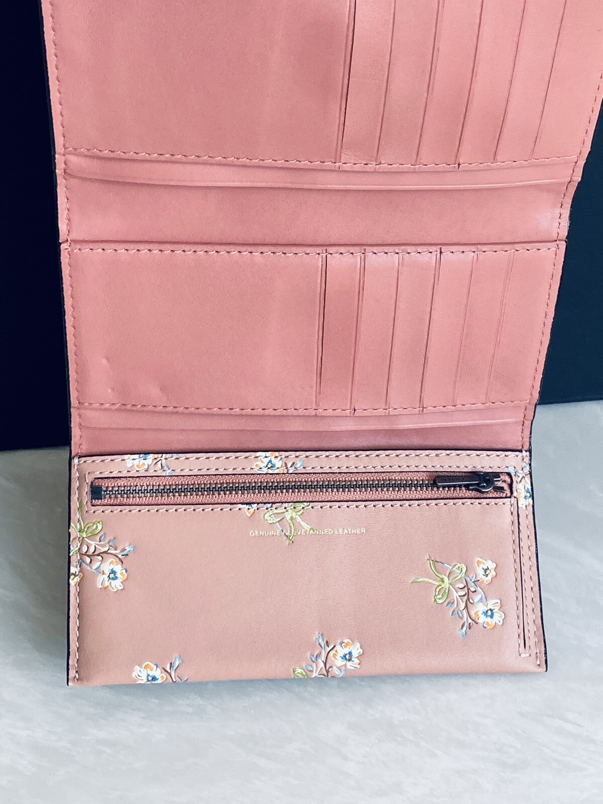COACH DUSTY ROSE FLOWER & BOW SLIM TRIFOLD SNAP WALLE… - Gem