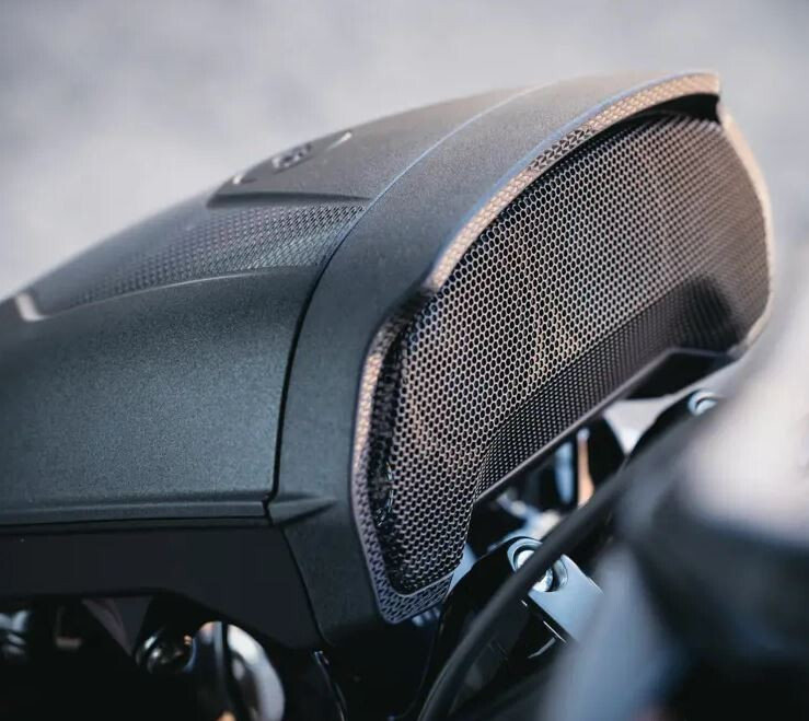 Genuine Indian Chief PowerBand Audio Bluetooth Speaker 2891001 | Front ...