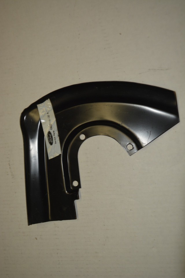 C5ZZ-16102-A 103-A NOS 1965 1966 MUSTANG FRONT FENDER SPLASH SHIELDS ...
