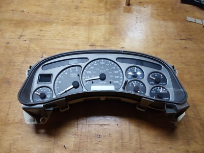 2000-2002 GMC Yukon Denali Instrument Cluster | Genuine OEM | General ...
