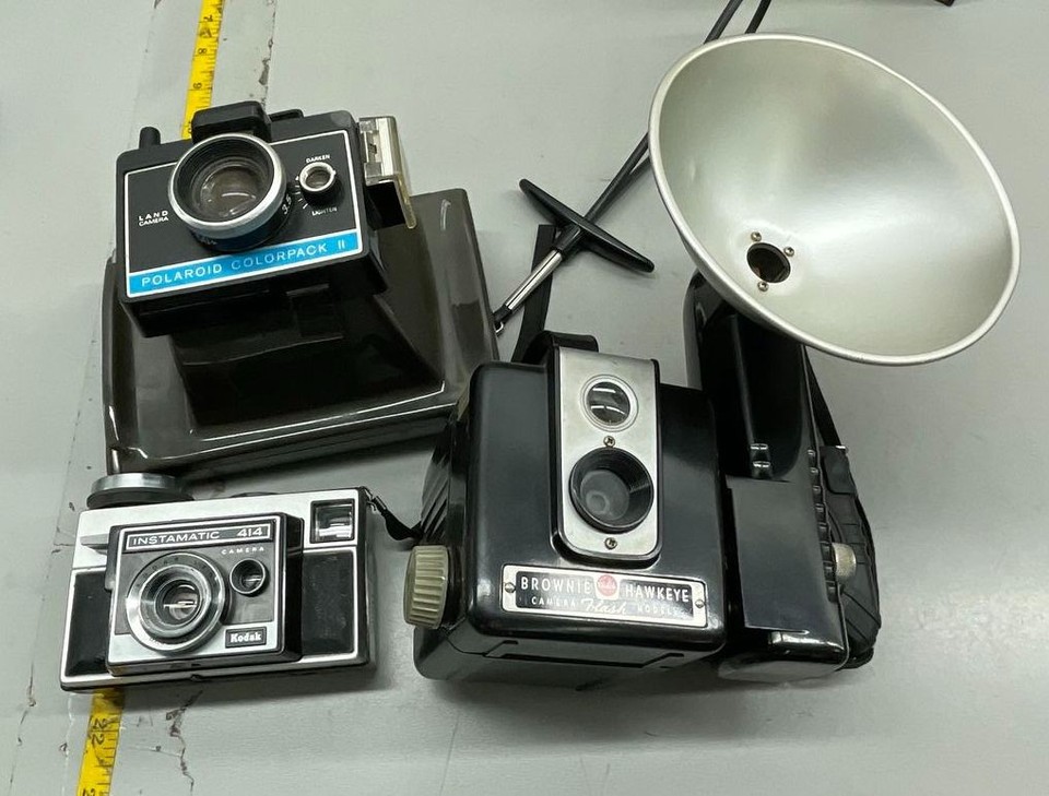 Vintage Kodak Polaroid Camera Lot Brownie Hawkeye Colorpack II ...