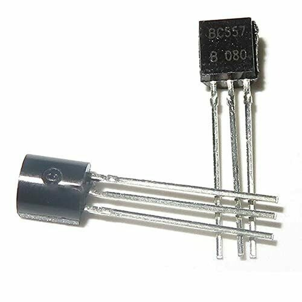 100PCS BC557B BC557 TO-92 TO92 557B triode Transistor 45V 0.1A TO-92 ...