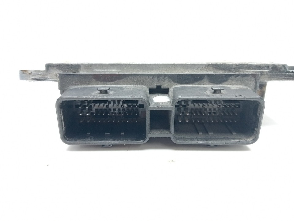 8200123939 ECU ENGINE CONTROL / 8200128779 / 490948 FOR RENAULT CLIO II ...