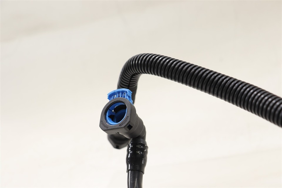 NEW OEM Ford Fuel Line Tube Assembly FC4Z-9S278-E F-650 F-750 6.7L 2016 ...