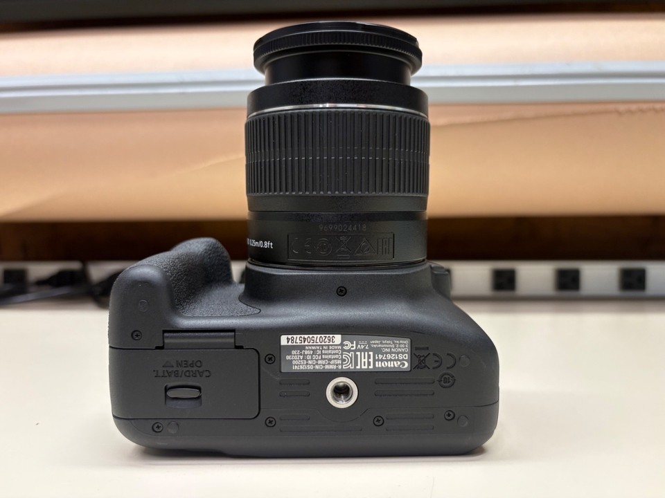 CANON EOS REBEL T7 DIGITAL CAMERA W/ 18-55 LENS WORKING LOW 472 SHUTTER ...