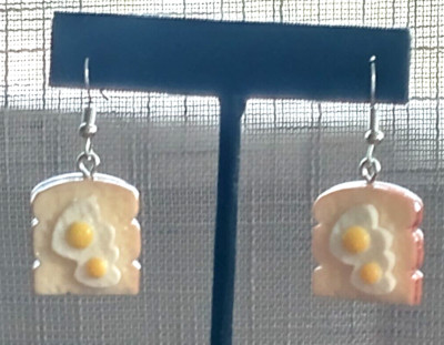Kawaii heart-shaped sunny-side eggs on toast dangle earrings yum! | eBay