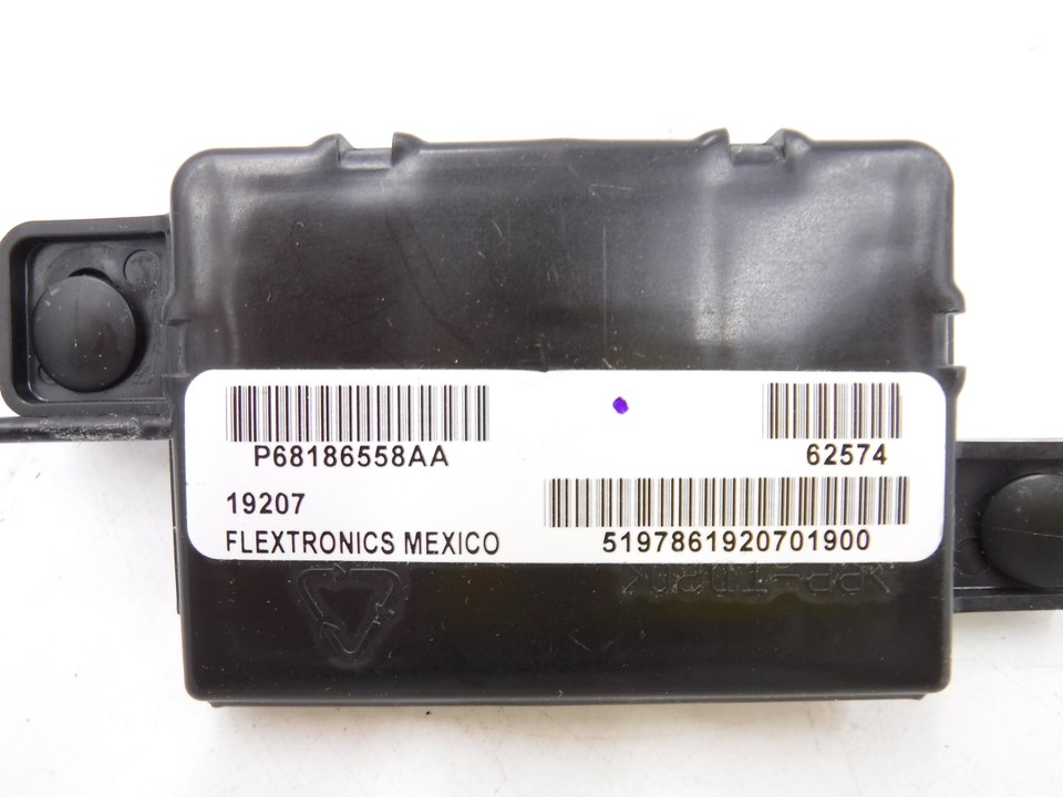 2015-2018 DODGE CHALLENGER KEYLESS ENTRY ANTENNA OEM MOPAR PART ...