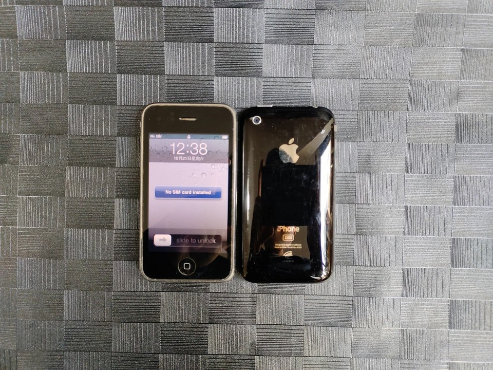 Apple iPhone 3GS (iPhone 3rd gen) 8/16/32GB Black/White UNLOCKED Good Condition | eBay