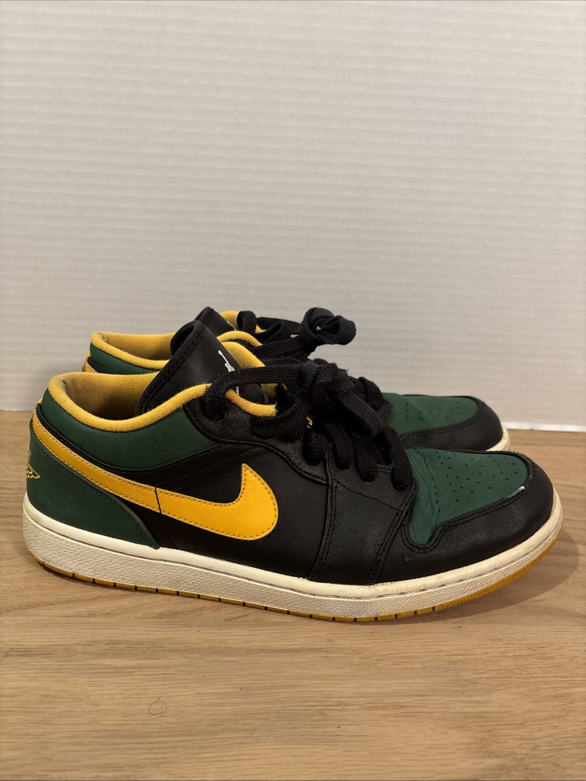 Nike Mens Air Jordan 1 Low 553558-037 Green Basketbal… - Gem