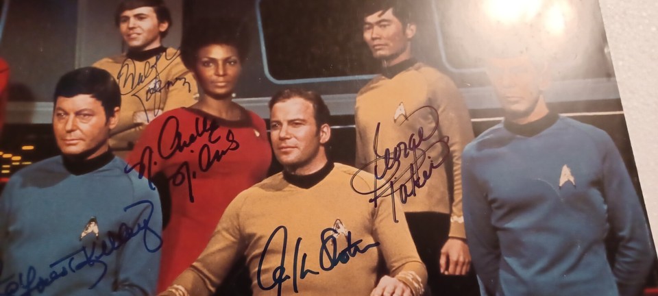 Star Trek Cast Photo 11x14 6 Autographs Original Series Shatner Kelly ...