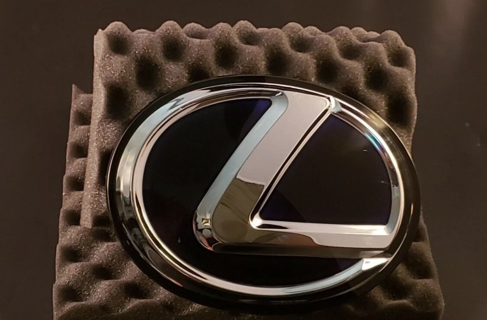 Lexus Front Grille Emblem IS250 IS350 GS350 RX350 ES350 RX450h IS200t ...