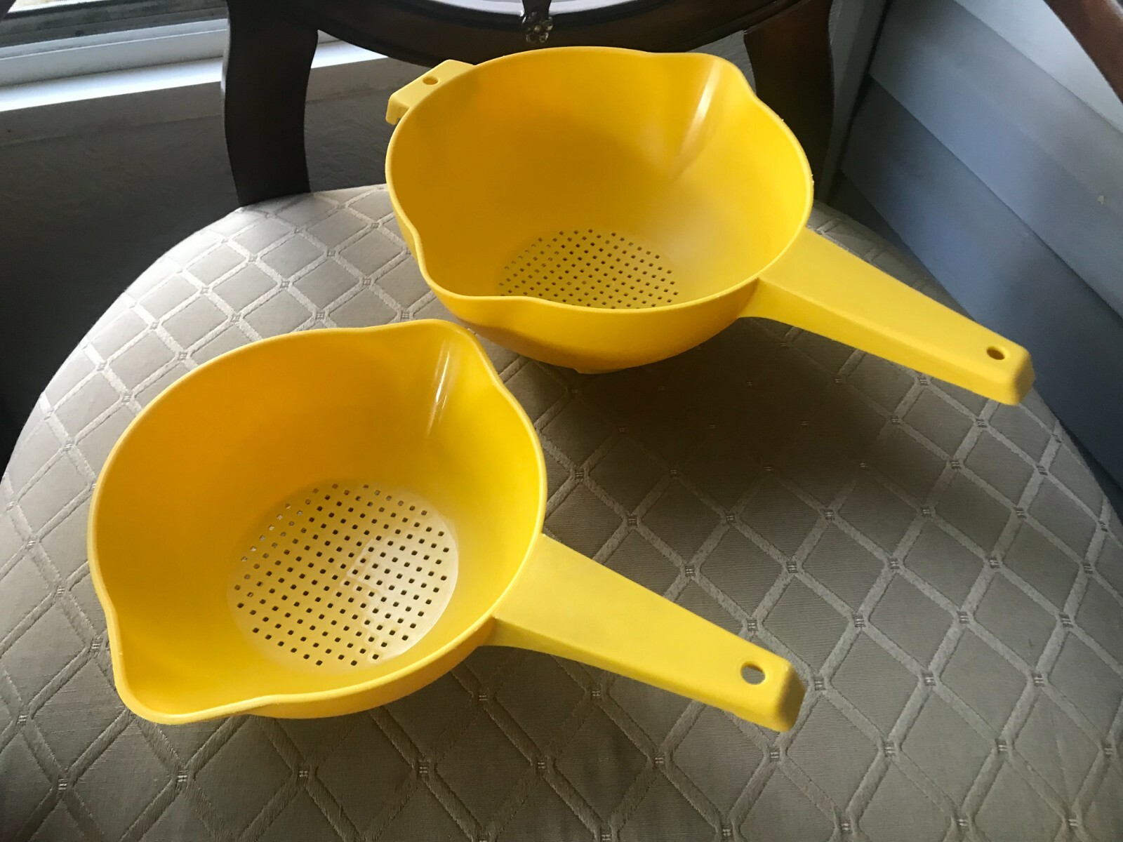 Vintage Tupperware 2 Quart & 1 Quart Yellow Set of Colanders ...