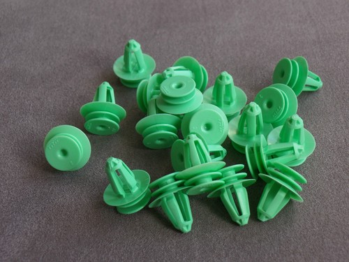 30x Universal Befestigung Klips Türverkleidung Clips für Mercedes Skoda ...