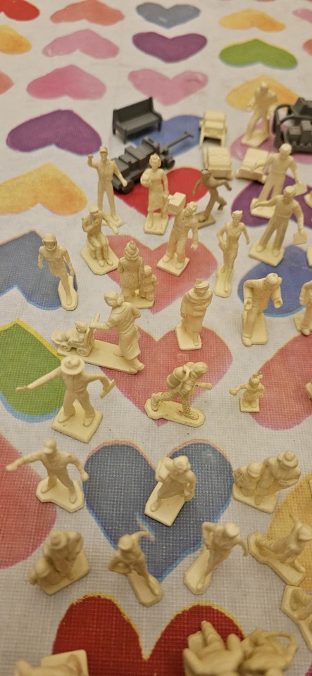 80 Marx Soft Plastic Railroad Train Station People Figures | eBay