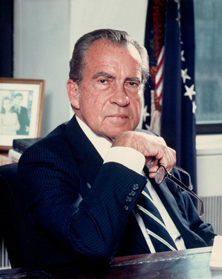 37th US President RICHARD NIXON Glossy 8x10 Photo Poster Political ...