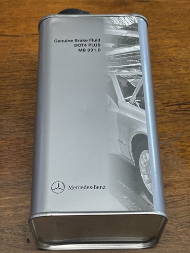 Genuine Mercedes Benz OEM brake fluid Dot 4 Plus + 000989560511 0111 | eBay