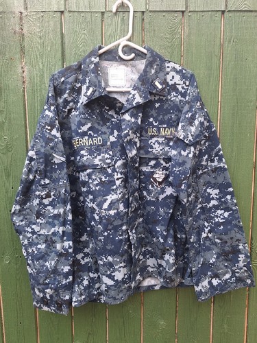 US NAVY BLUE DIGITAL BADGED SHIRT - M/S - BADGED Officer Rank | eBay