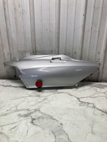 05 Suzuki AN 650 AN650 Burgman Scooter right rear side cover cowl ...