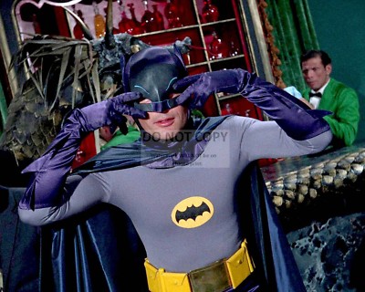 ADAM WEST AS "BATMAN" DANCES THE "BATUSI" - 8X10 PUBLICITY PHOTO (RT647 ...
