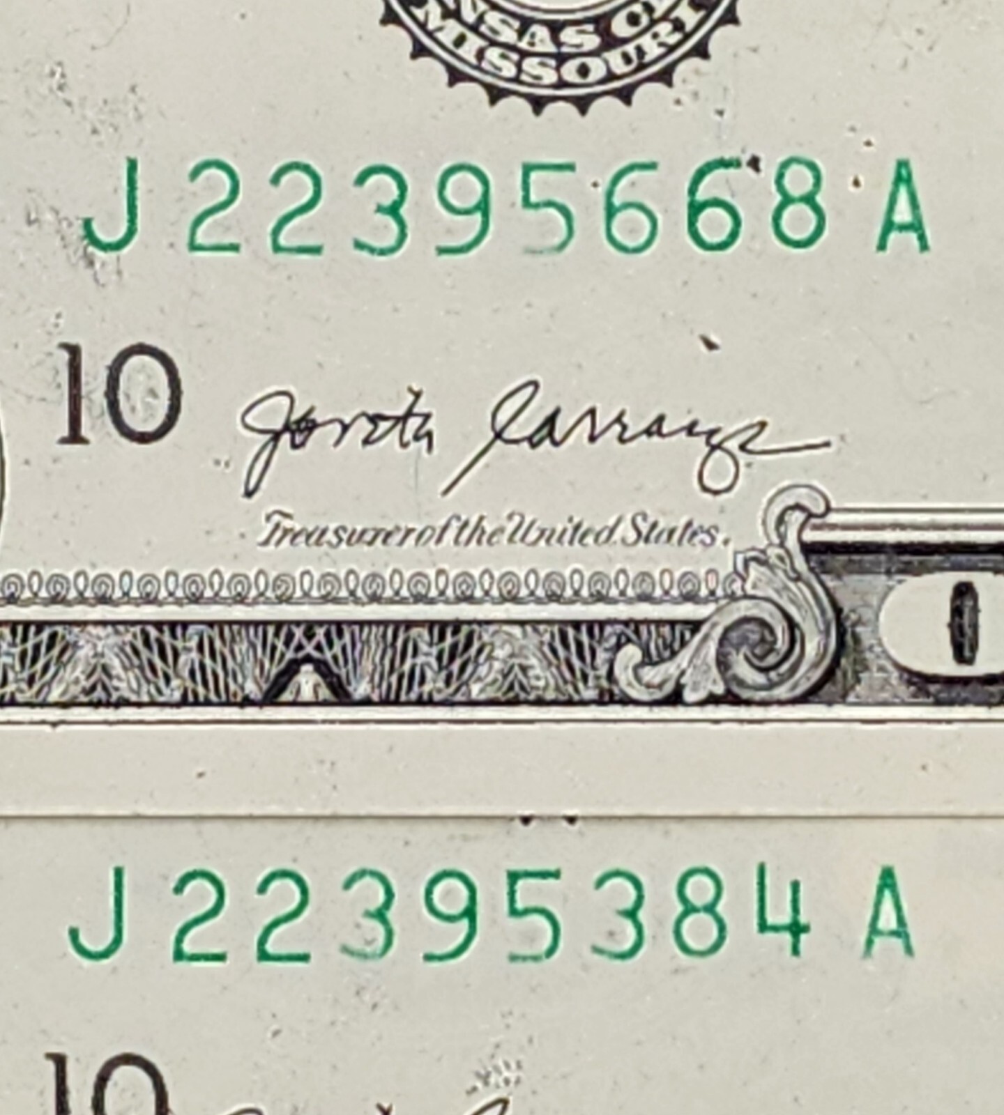 PAIR OF 2017A $1 US ONE DOLLAR BILLS LIGHTLY INKED SERIAL NUMBER ERROR ...