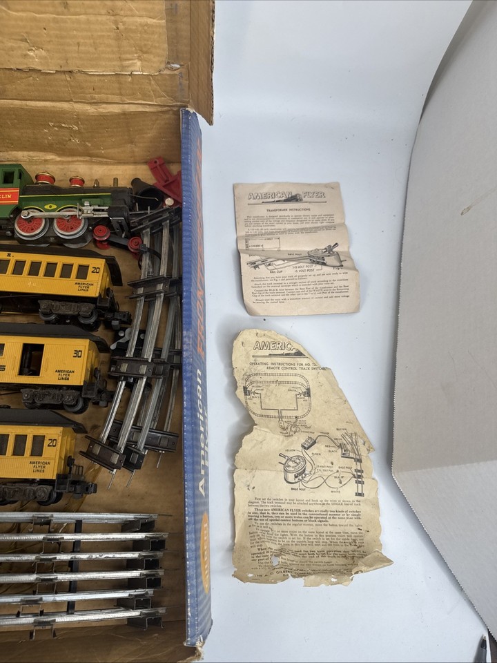 American Flyer Vintage S Gauge Frontiersman Set no20550 With ...