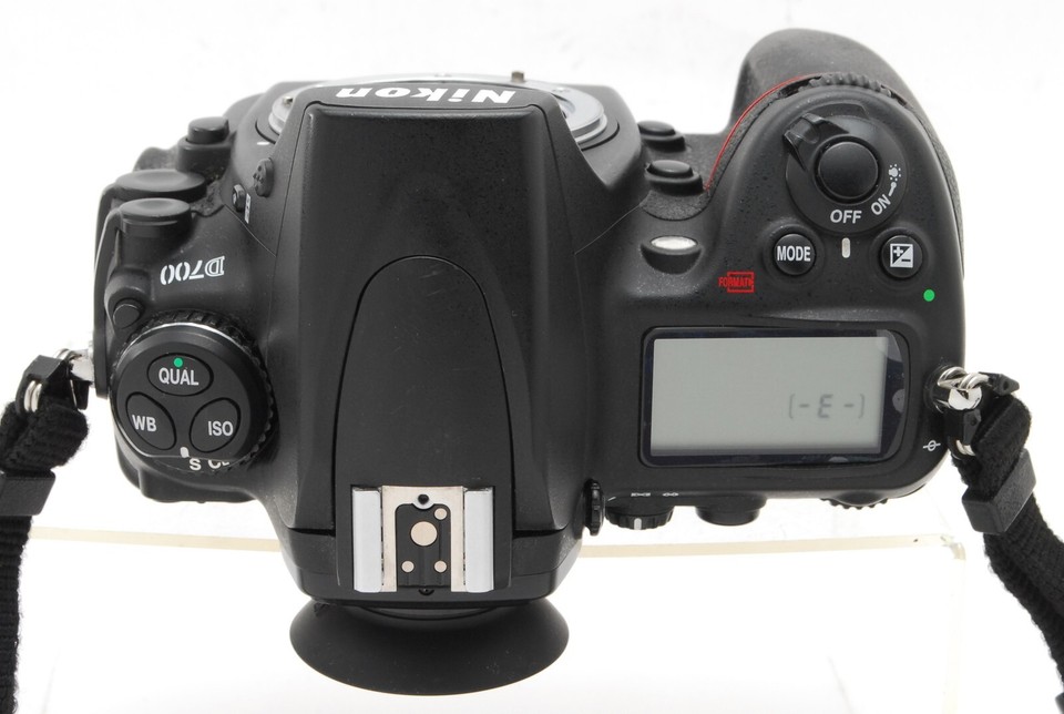 [NEAR MINT in Box ] Nikon D700 12.1 MP Digital SLR DSLR Camera Body ...