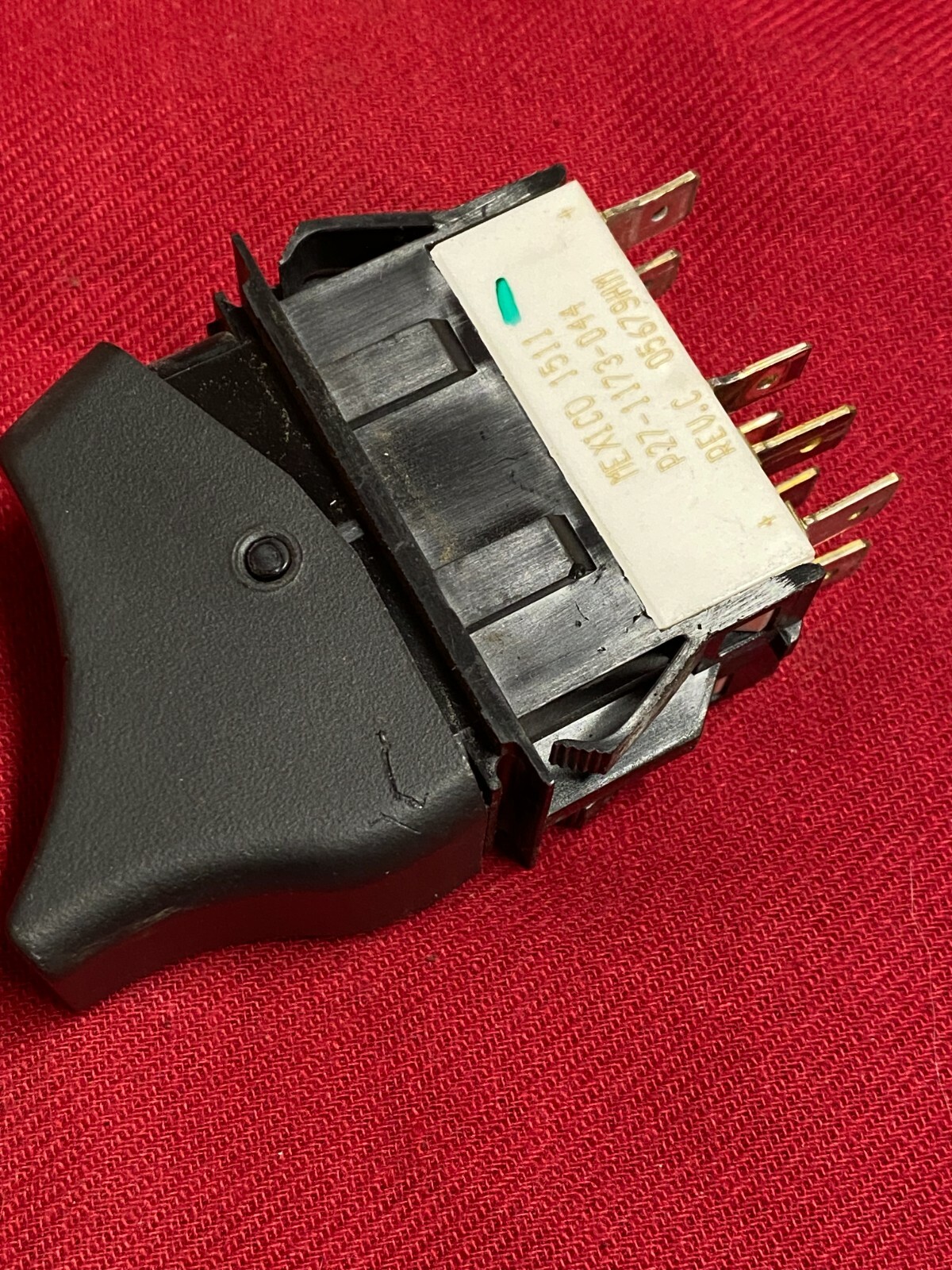 Kenworth Dash / Console Switch - P27-1173-044, DIFF LOCK, ROCKER SWITCH ...