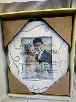 NIB LENOX PORCELAIN 13 X11 STAND UP WEDDING PROMISES FRAME FOR 8X10 ...