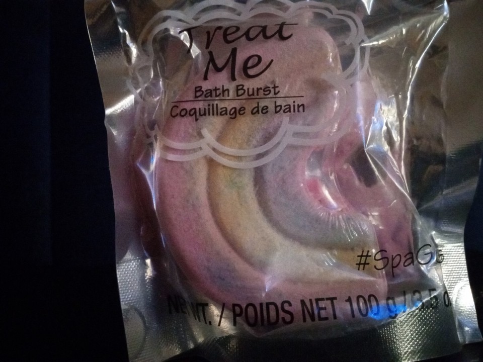 Bath fizz bombs, for super soft skin, in various wonderful scents, You ...