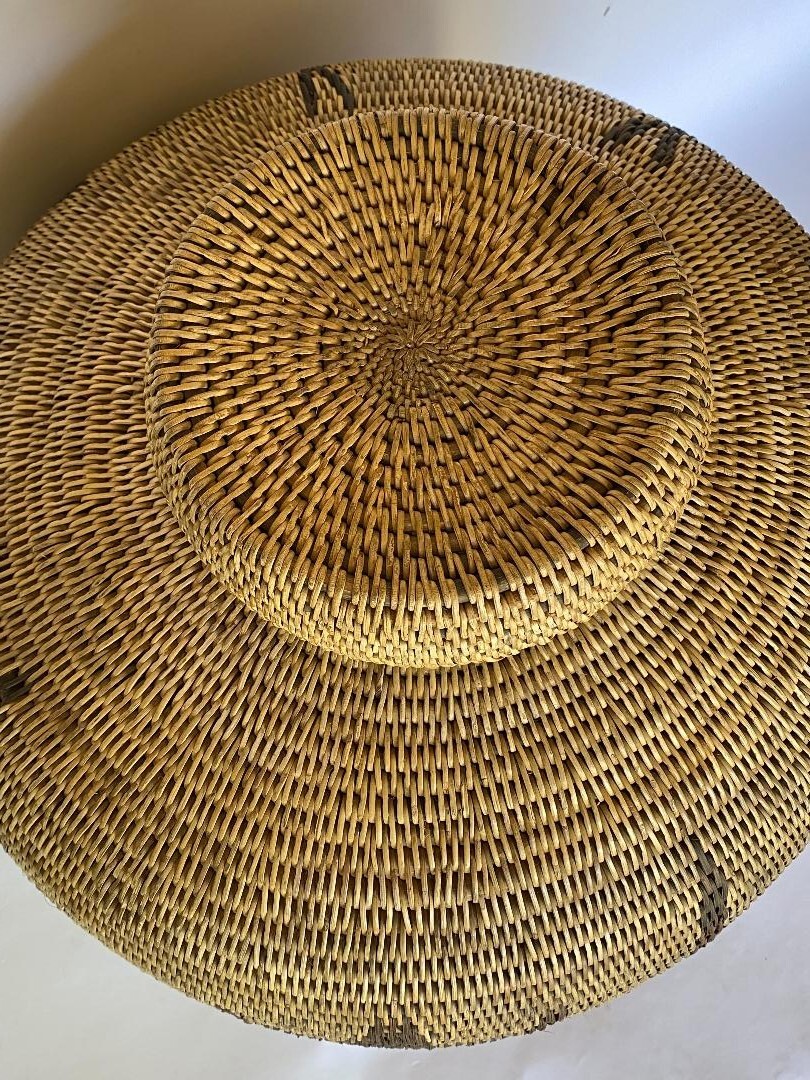 LARGE Indonesian IFUGAO Lidded Rattan RICE STORAGE BASKET with Lizards ...