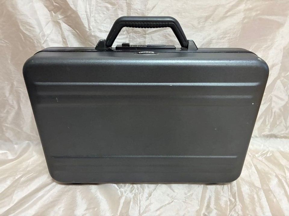 ZERO HALLIBURTON Attache Case Matte Black Aluminum Made in the USA ...