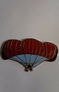 PARACHUTE HAT LAPEL PIN skydiving military team jump airborne enameled ...