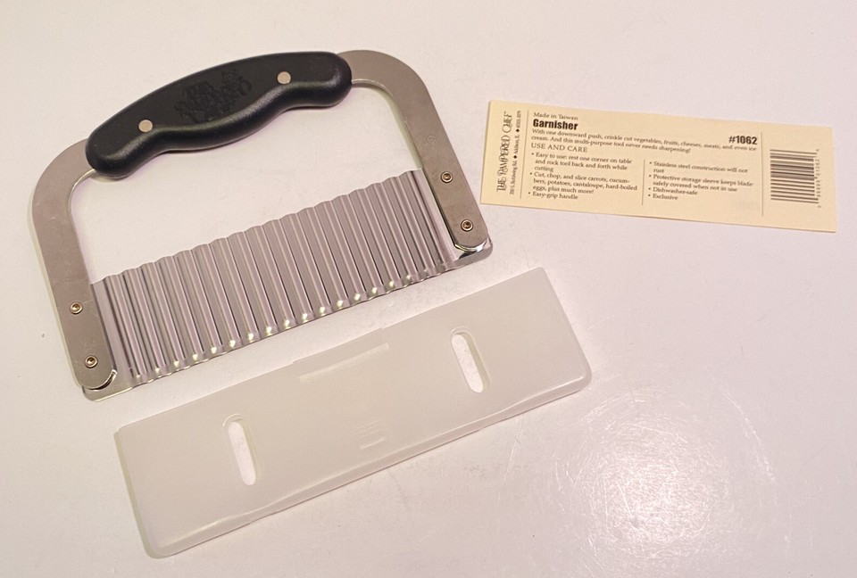 Pampered Chef Garnisher 1062 Vintage Crinkle Cut Stainless Steel Cut ...