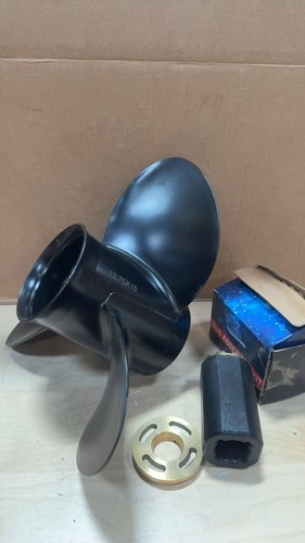 13 3/4 x 15 Outboard Propeller for Mercury 40-140HP 15 Tooth, RH ...