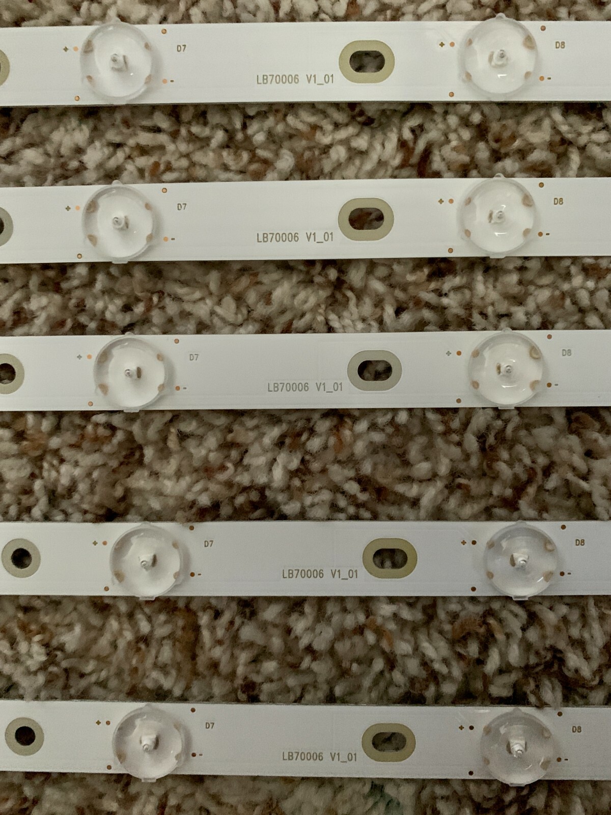 Set of LB70006 V0_01 & LB70006 V1_01 LED Backlight Strips Vizio E70-E3 ...