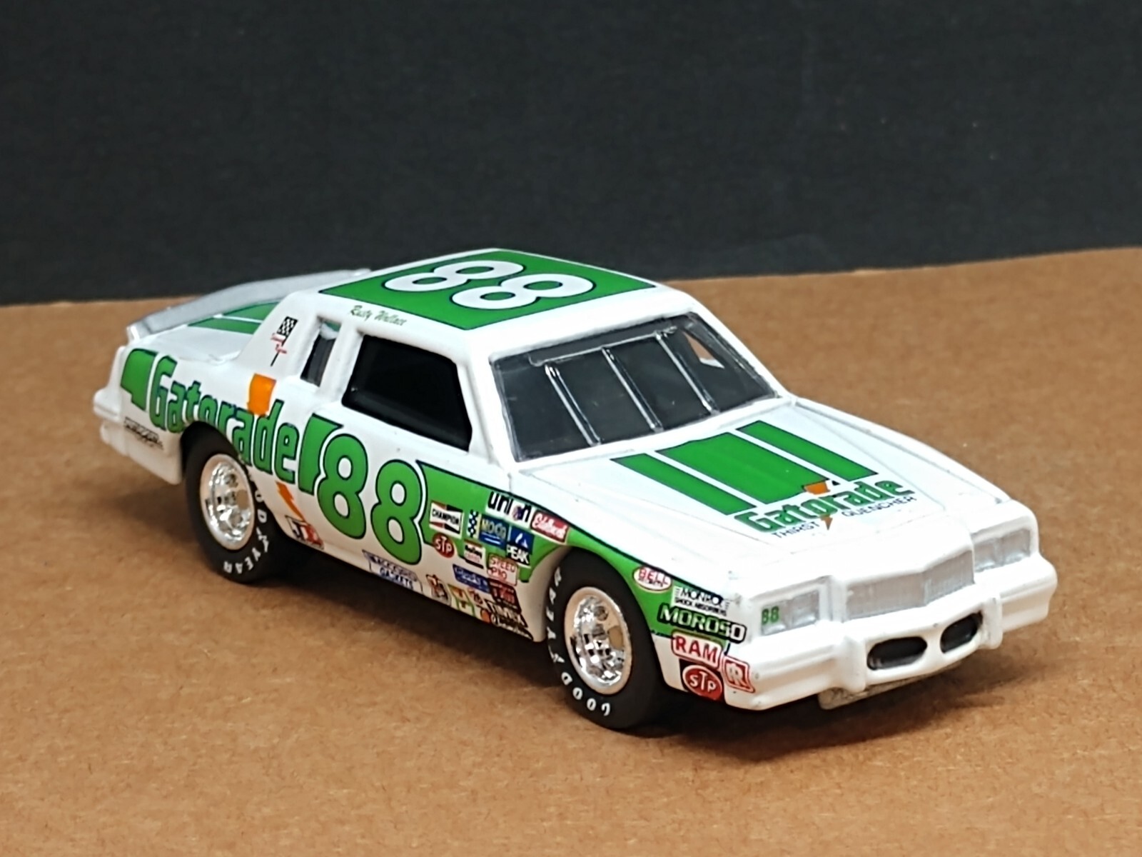 Nascar Legends Rusty Wallace 84 Pontiac Grand Prix Limited Collectible ...