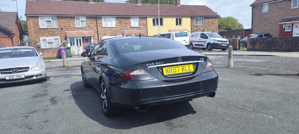 Mercedes Benz CLS 320D black automatic | eBay UK