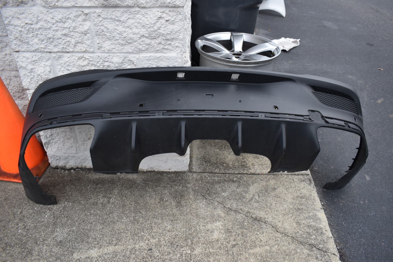 2020-2021 MERCEDES BENZ GLE CLASS REAR LOWER VALANCE BUMPER FACTORY OEM ...