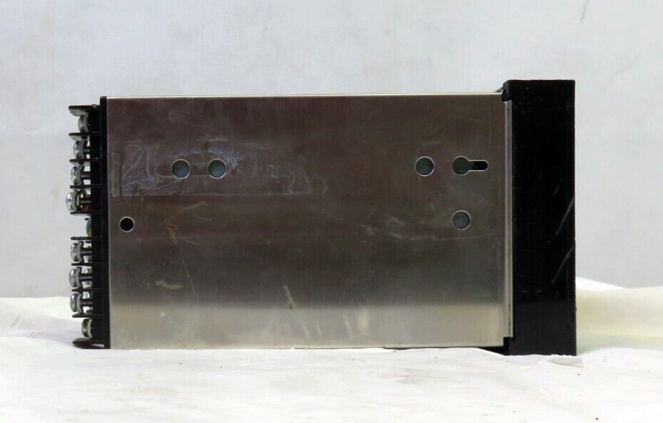 WATLOW 942 Temperature Controller 942A-3CC2-B000, FOR PARTS/ REPAIR | eBay