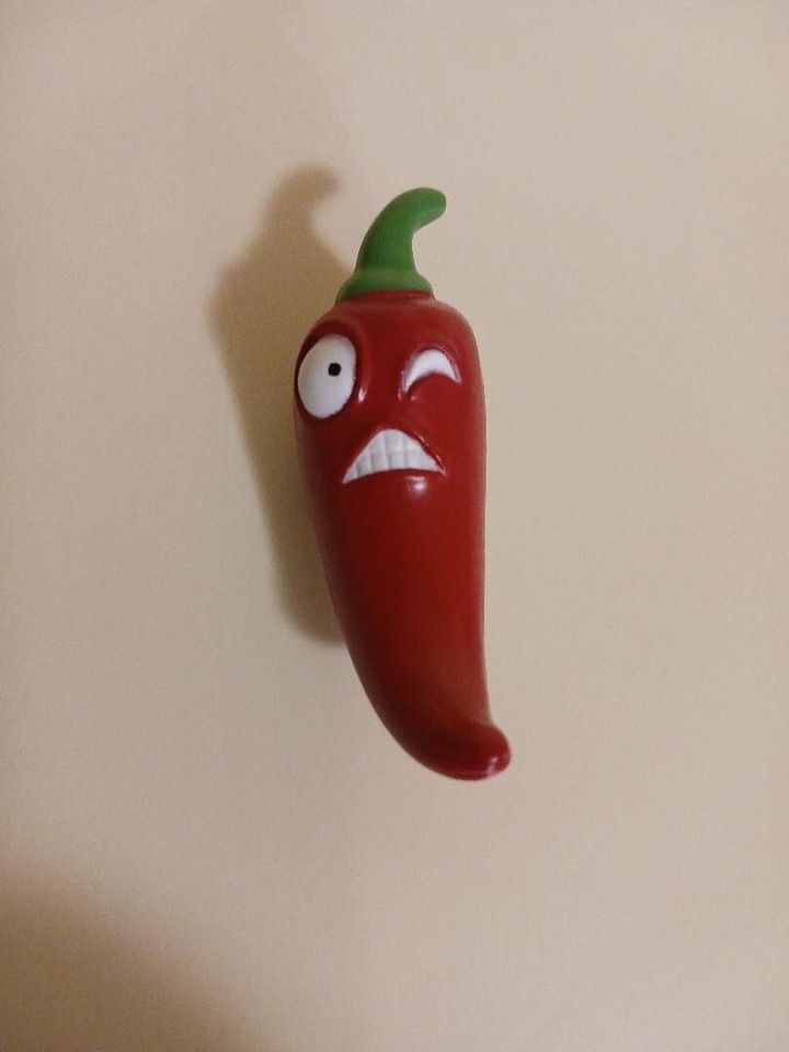 Plants vs Zombies Angry Cherrie, Pea Shooter and Jalapeno Figurines ...