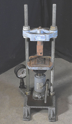 FRED S CARVER Model B 24 TON LABORATORY PRESSURE PRESS 90DAYWARRANTY ...